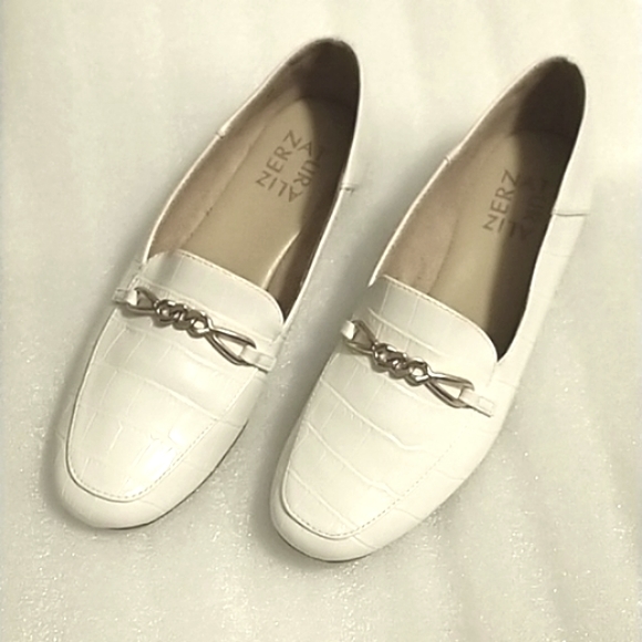 Naturalizer | Shoes | Naturalizer Womens Parrish Loafer Porcelain Sz 55 | Poshmark